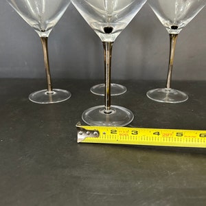 Set of 4 Elegant Martini/cosmo Glassware With Silver Color Stem Holds ...