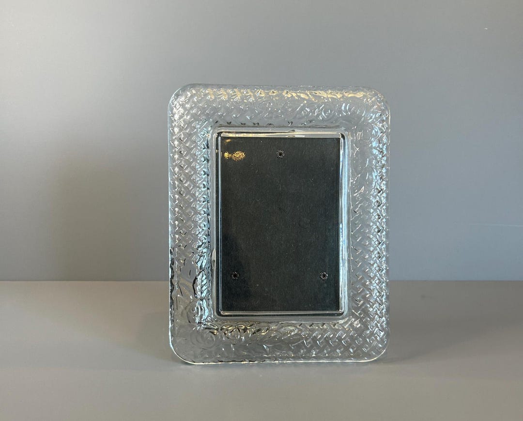 Crystal Glass Frame Pressed Design 4x6 Picture Well Made Tabletop Frame ...