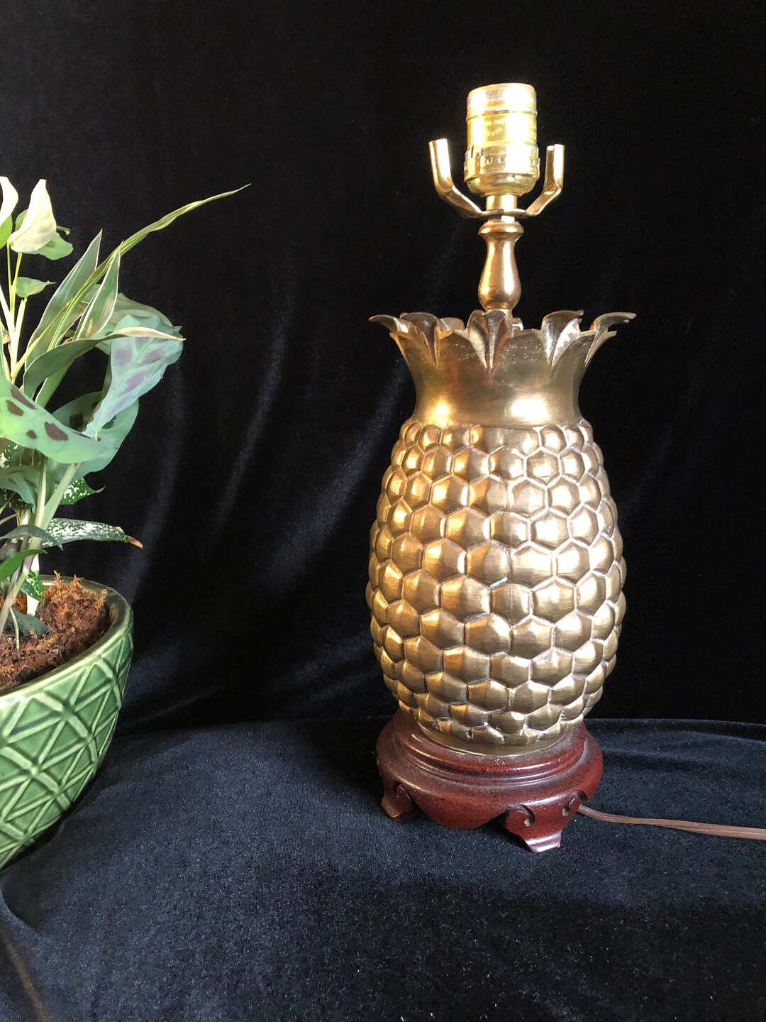 Pineapple Lamp Brass With Wooden Base Vintage, Costal Grandmother, Mid ...