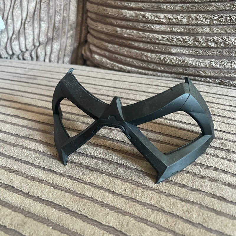 Robin Mask - Etsy