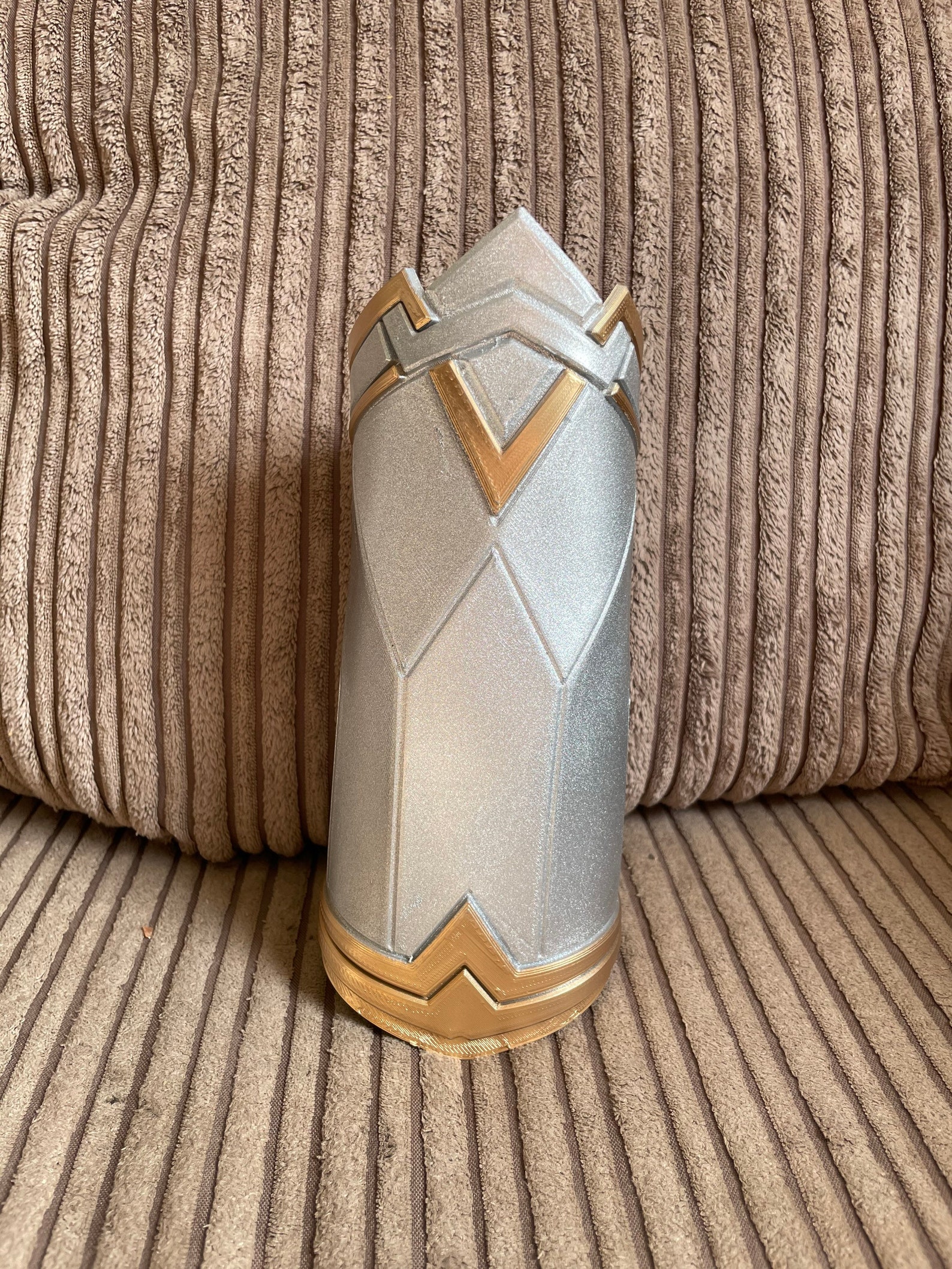 Wonder Woman Bracer Set - Etsy