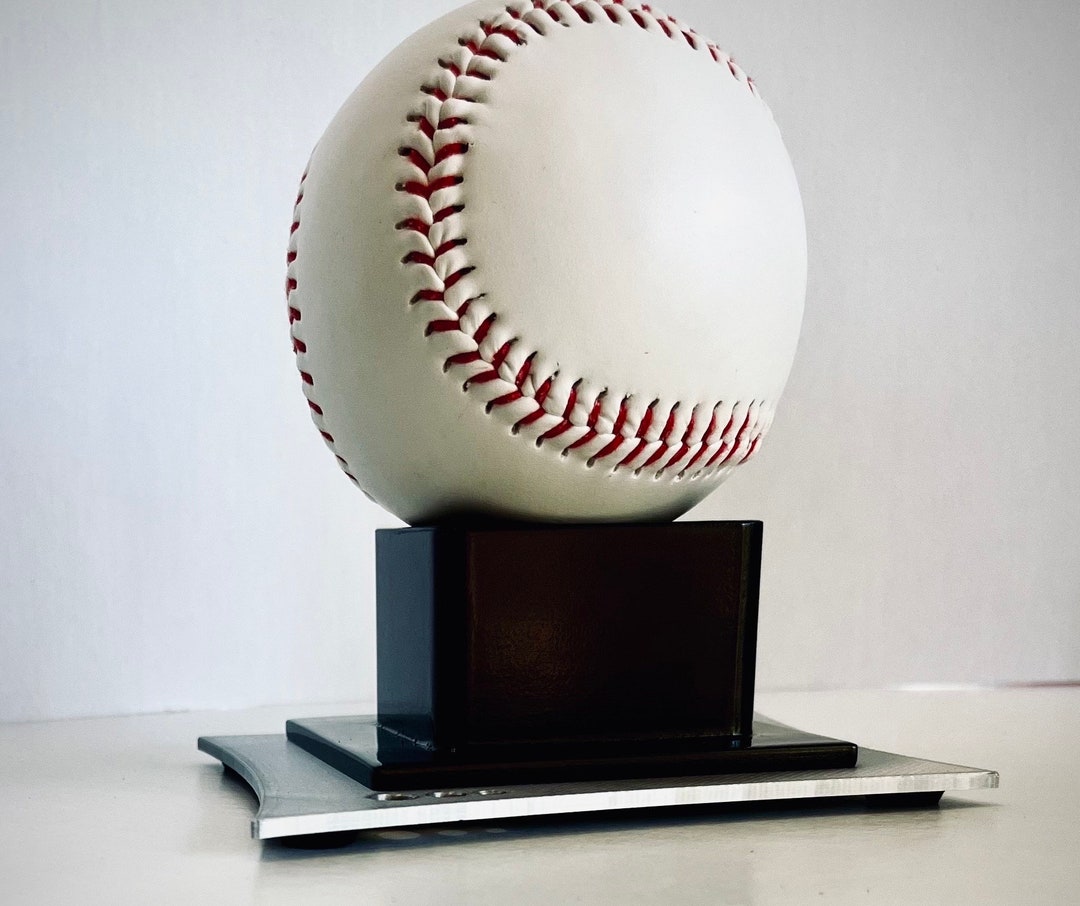 Replica Baseball Stand From Sisko’s Desk, 3D Printed Multicolor, Deep ...