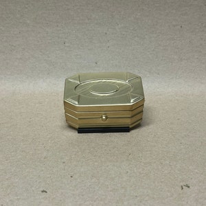 Replica Beetle Snuff Box With Display Stand, Deep Space Nine, 3dprinted ...