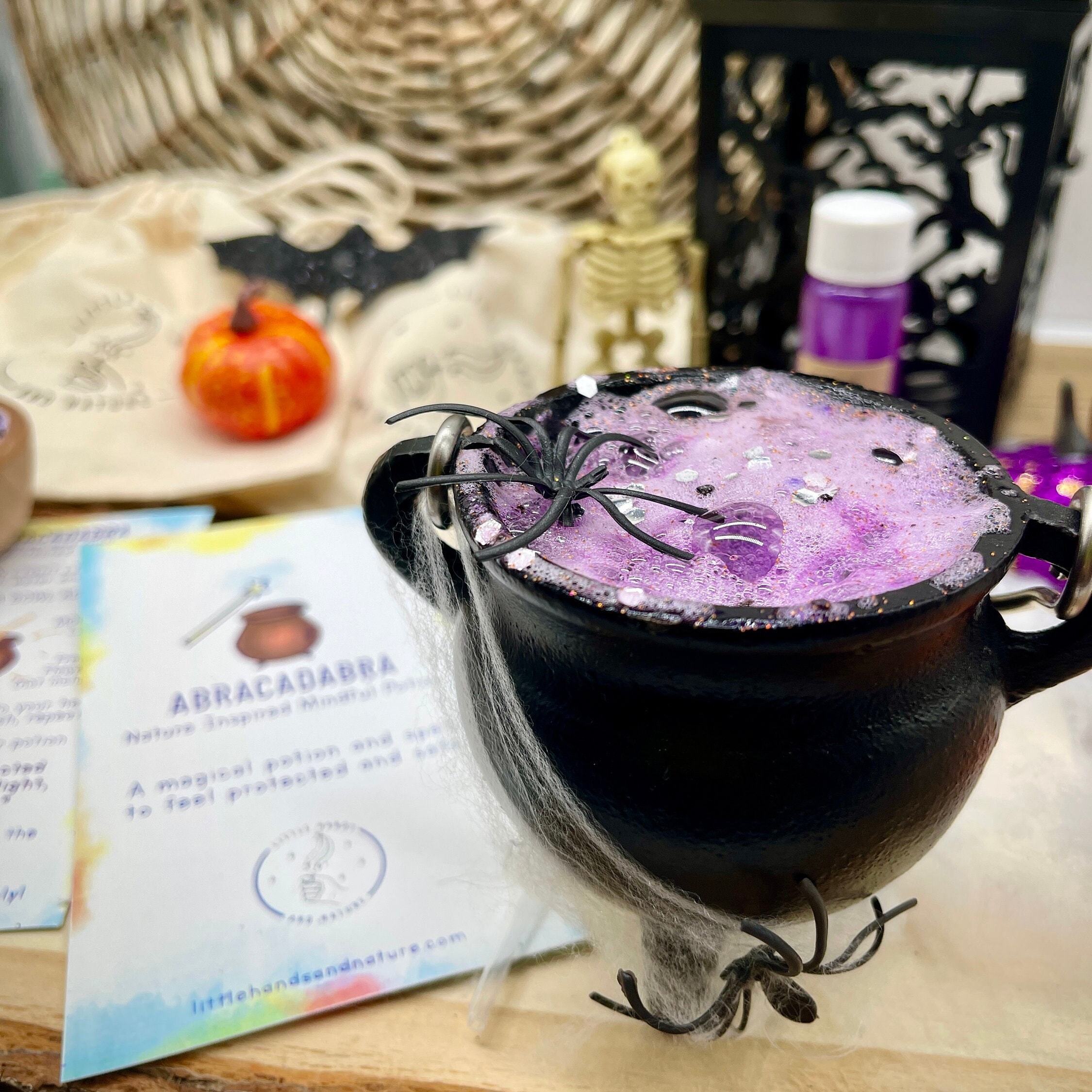 Cast Iron Cauldron With Lids and Metal Handle Potion Play - Etsy