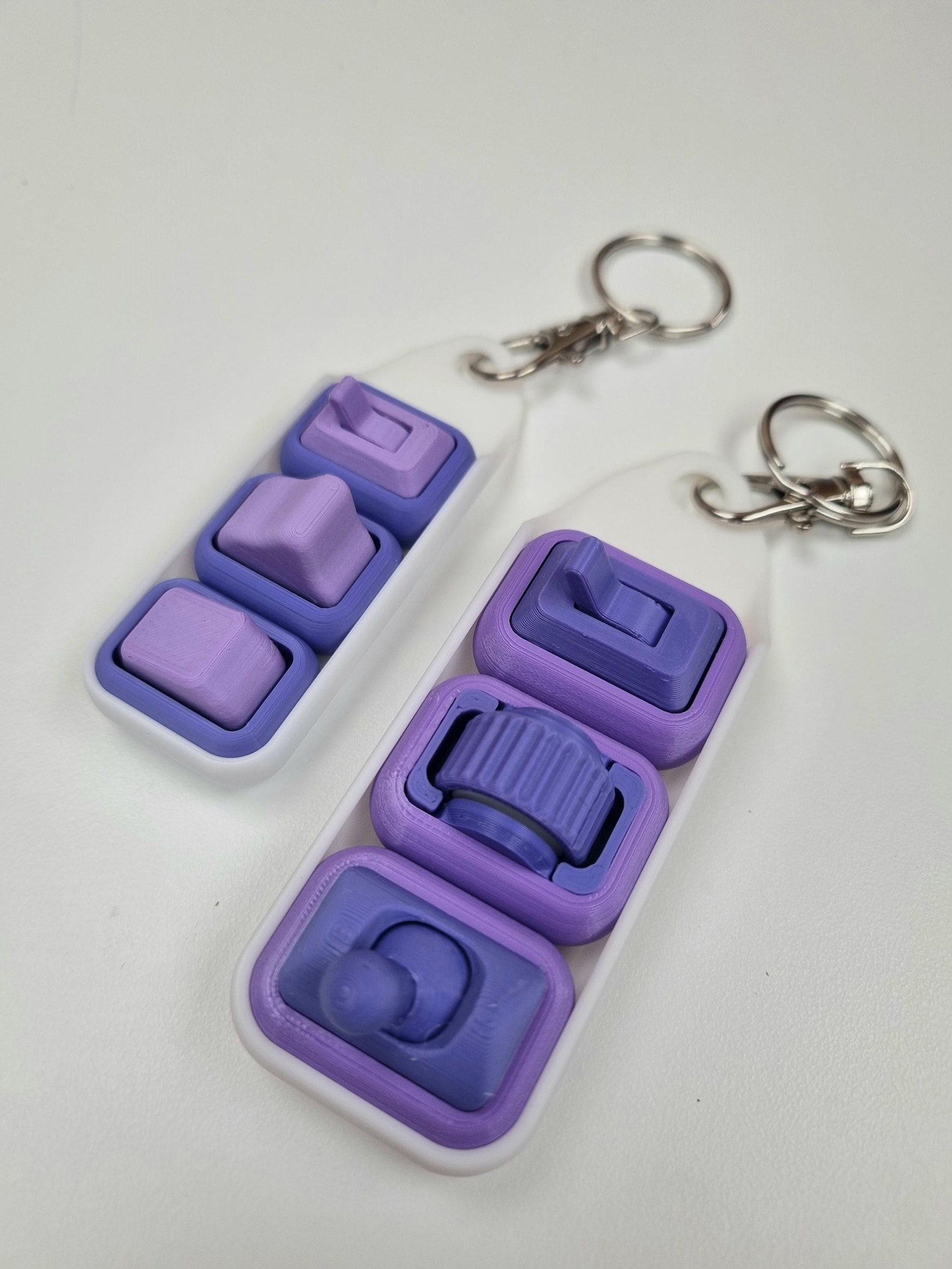 Keychain Fidget & ID Card Holder - Etsy