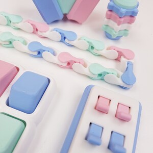 Amelie Wiggle/orb Wiggle Fidget Toy - Etsy