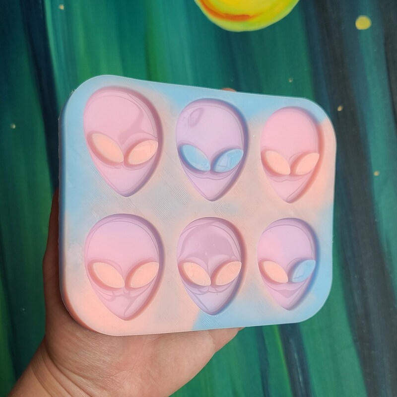 Alien Mold - Etsy