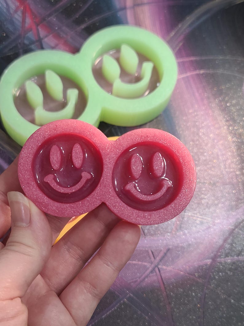 Smiley Face Mold Glossy Silicone Mold Epoxy Earring Magnet Silicone ...