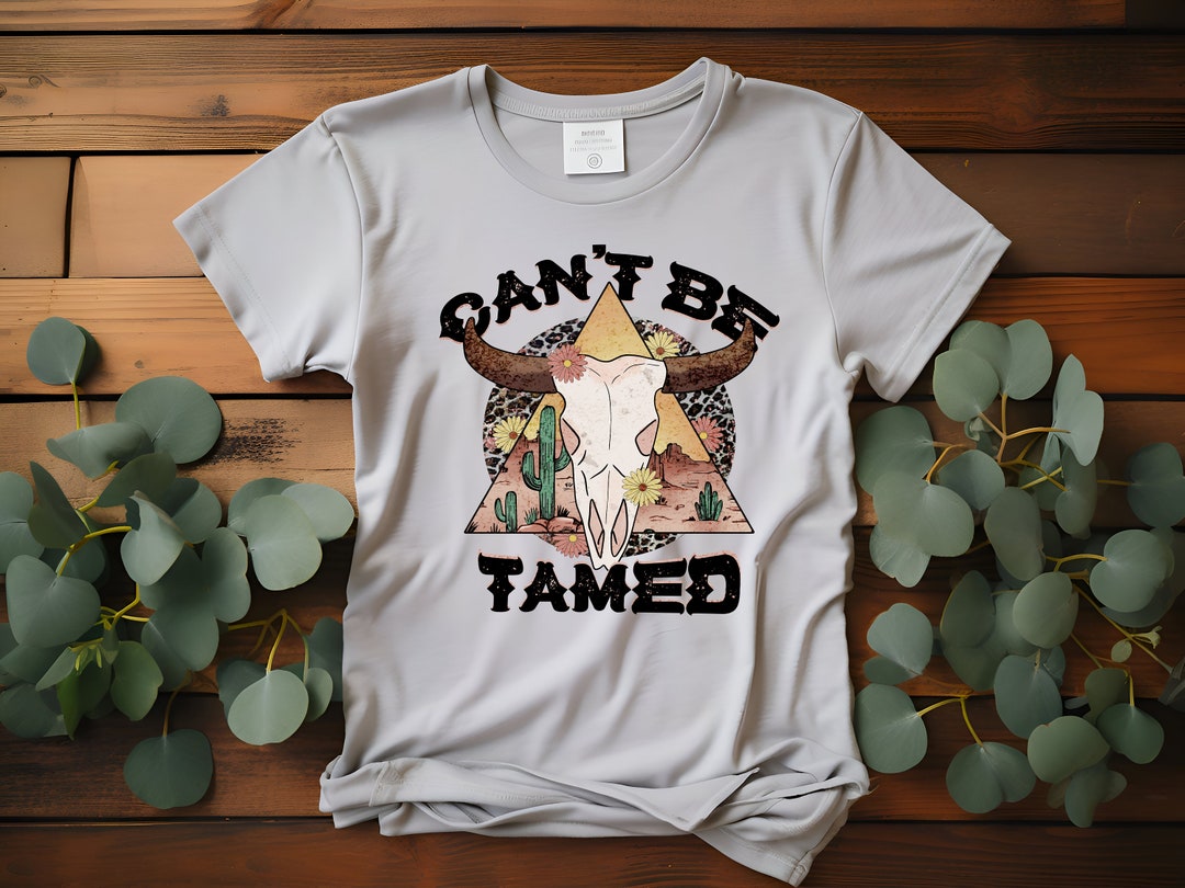 Can't Be Tamed Western Bull Skull Desert Background Leopard T-shirt ...