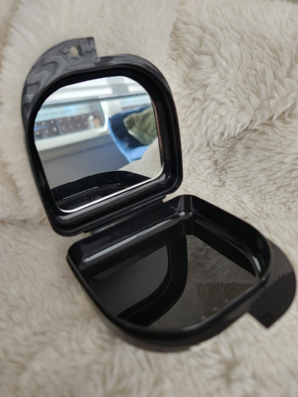 Invisalign Retainer Aligner Black Case With Mirror and Holes White ...