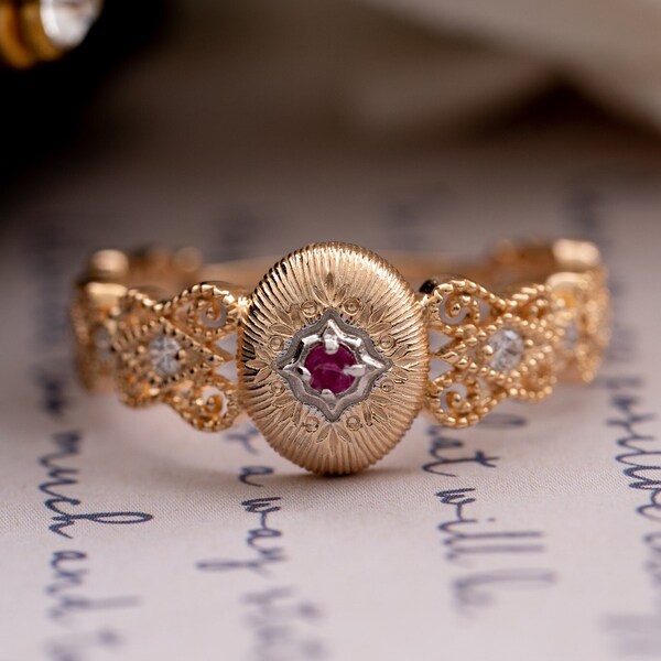 Victorian Style Ring - Etsy