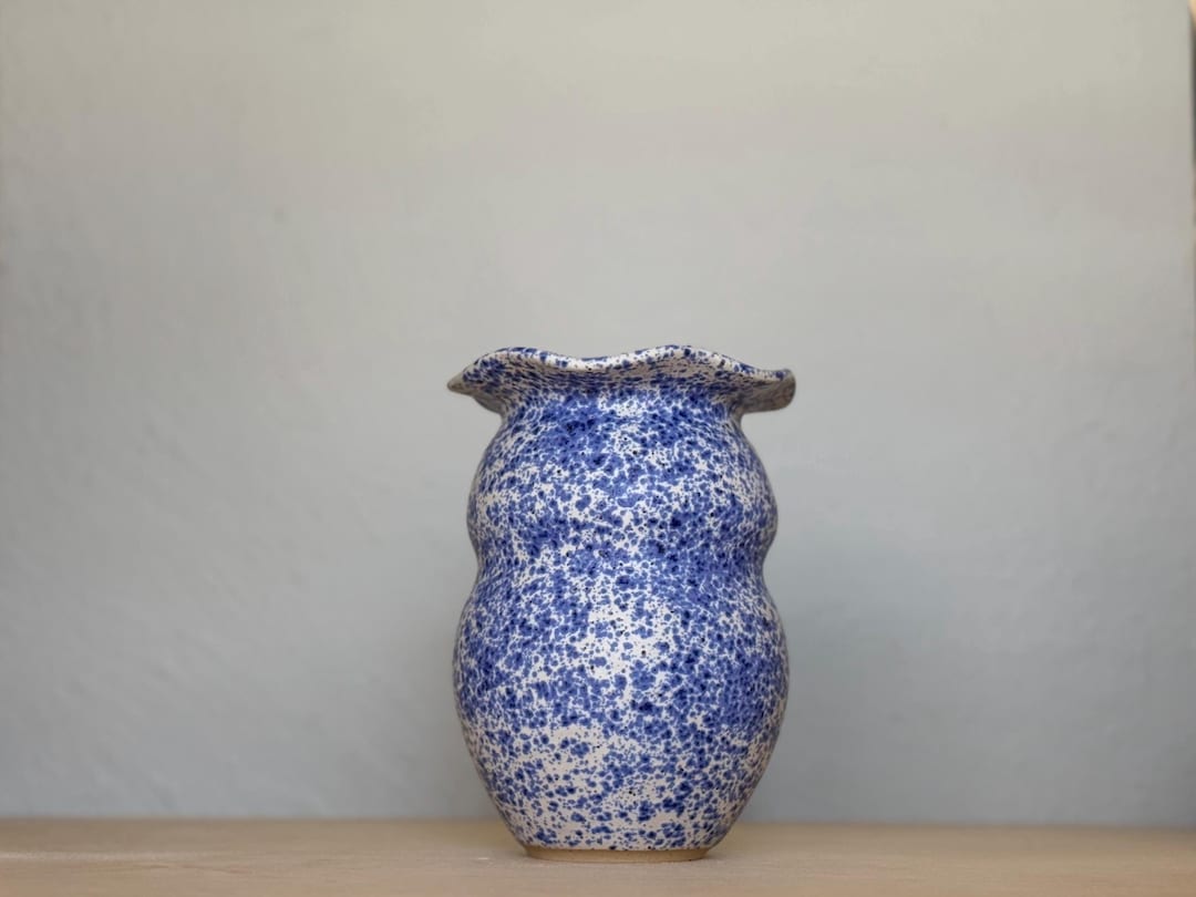 Blue Splatterware Speckled Wavy Vase #4 - Etsy