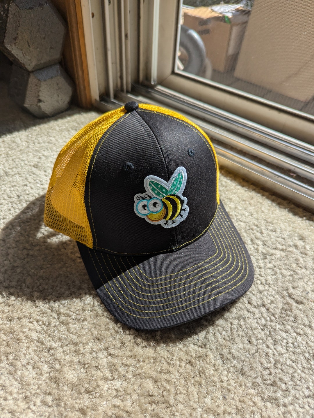 Bumble Bee / Yellow Jacket Adjustable Truckers Cap. New. Amazing. Black ...