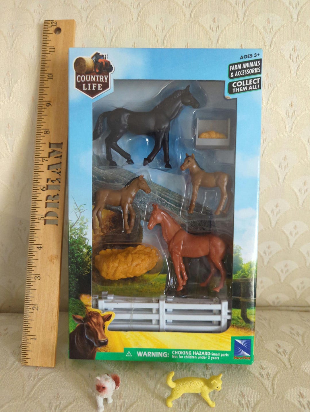 New Ray Horse Rancher Set With Accessories. 1/32 Scale . Plus Surprise ...