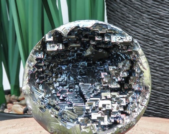 Big Hollow Half Sphere Full of Super Symmetrical BISMUTH Crystals 428gr ...
