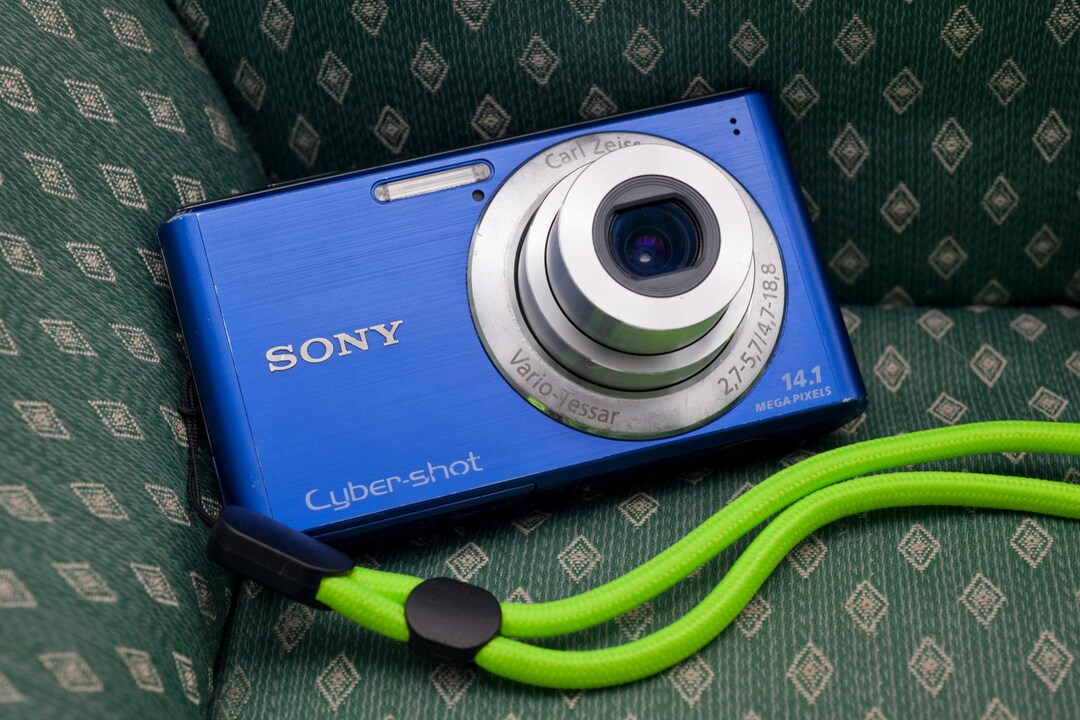 Field Tested Blue Sony Cyber-shot DSC-W530 14.1 Megapixel CCD 4x Wide ...