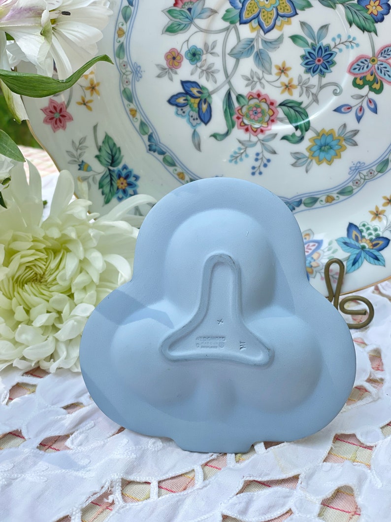 Wedgwood Jasperware Lavender/blue and White Trefoil Pin Dish - Etsy