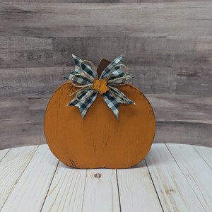 Vintage-inspired Wooden Pumpkin Trio Rustic Wooden Pumpkin Trio With ...