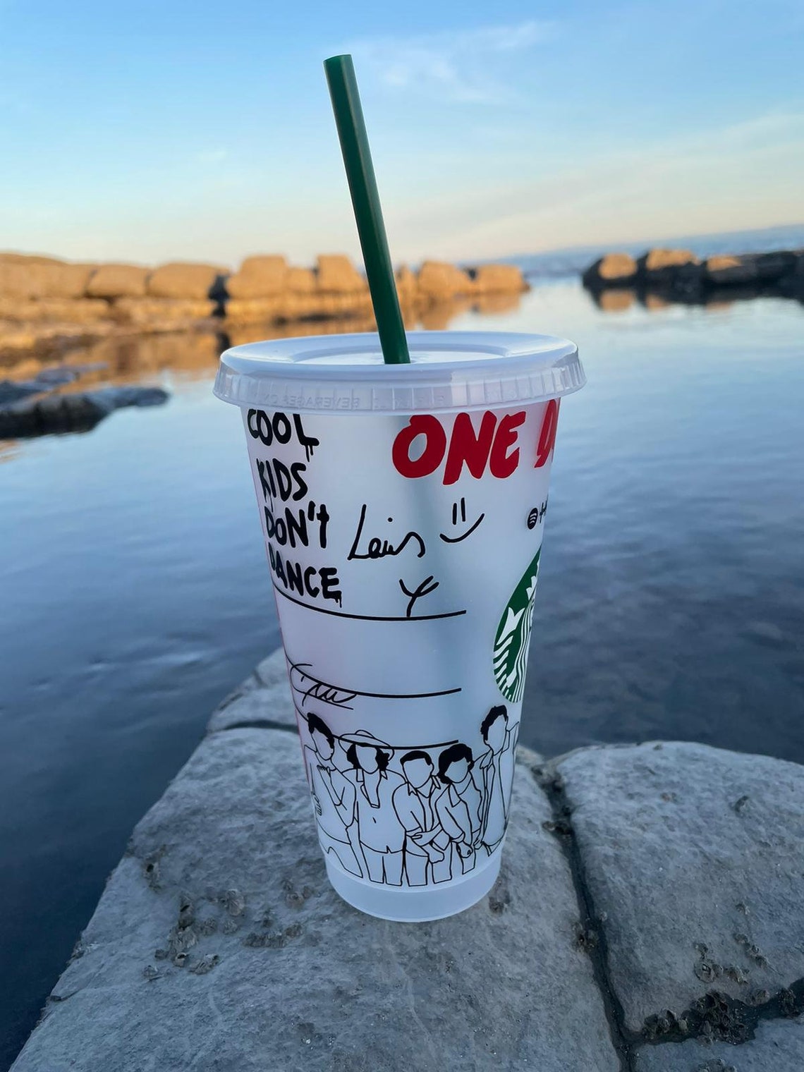 Interactive Spotify 1D One Direction Outline Themed Reusable | Etsy