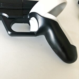 Custom Pistol Grip Controller Covers for Meta Quest 2 Enhanced Comfort ...