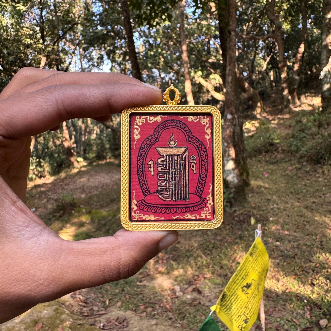 Blessed Kalachakra Symbol Pendant, the Tenfold Powerful One Amulet ...