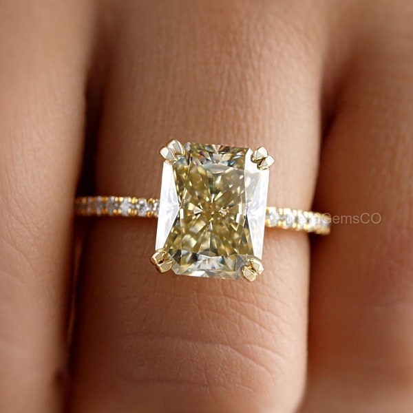 Canary Diamond Ring - Etsy