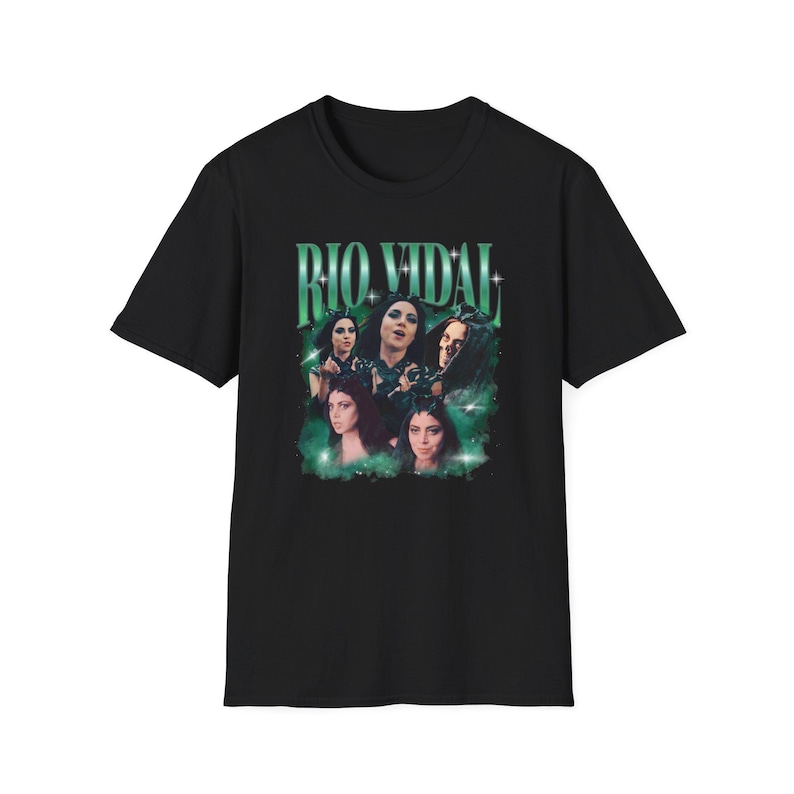 Rio Vidal Oversized 90s Bootleg, Aubrey Plaza, Agatha All Along Tee ...
