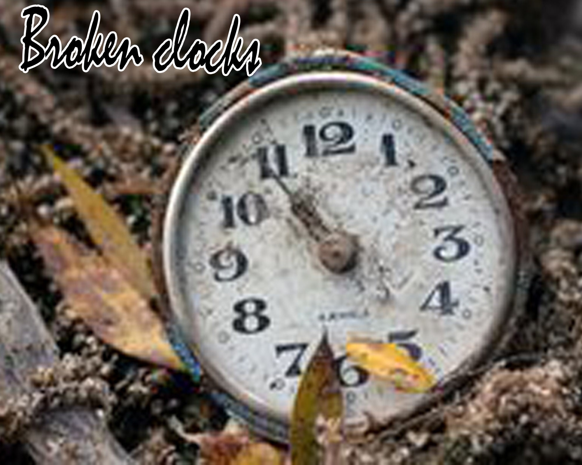 Broken Clock for sale | Only 3 left at -70%