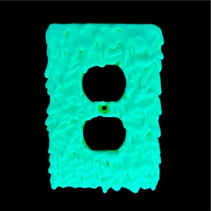 Neon Green Slime Drip Light Switch Cover | UV Blacklight Reactive ...
