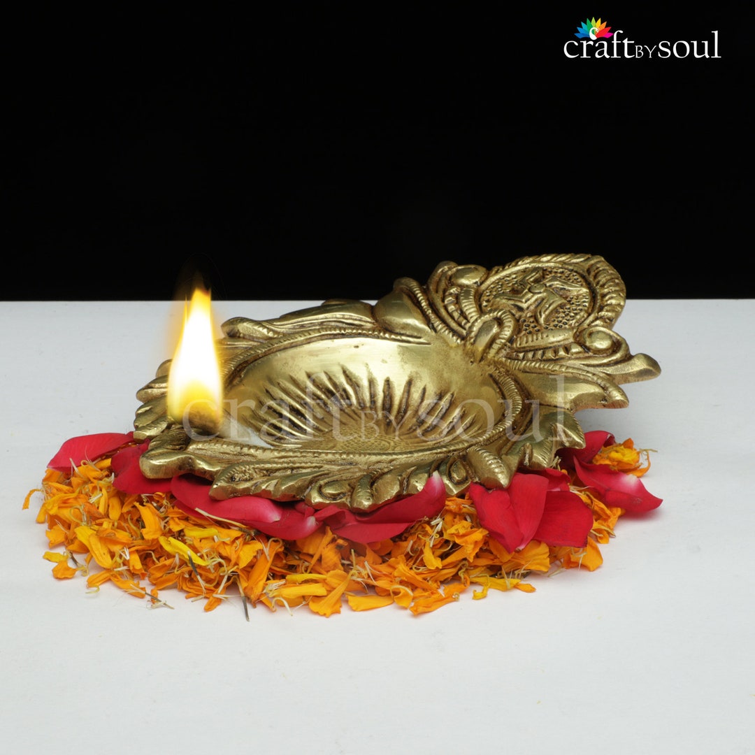 Brass OM Diya, Home Temple Diya, Handmade Oil Lamp, Oil Dia, Indian ...