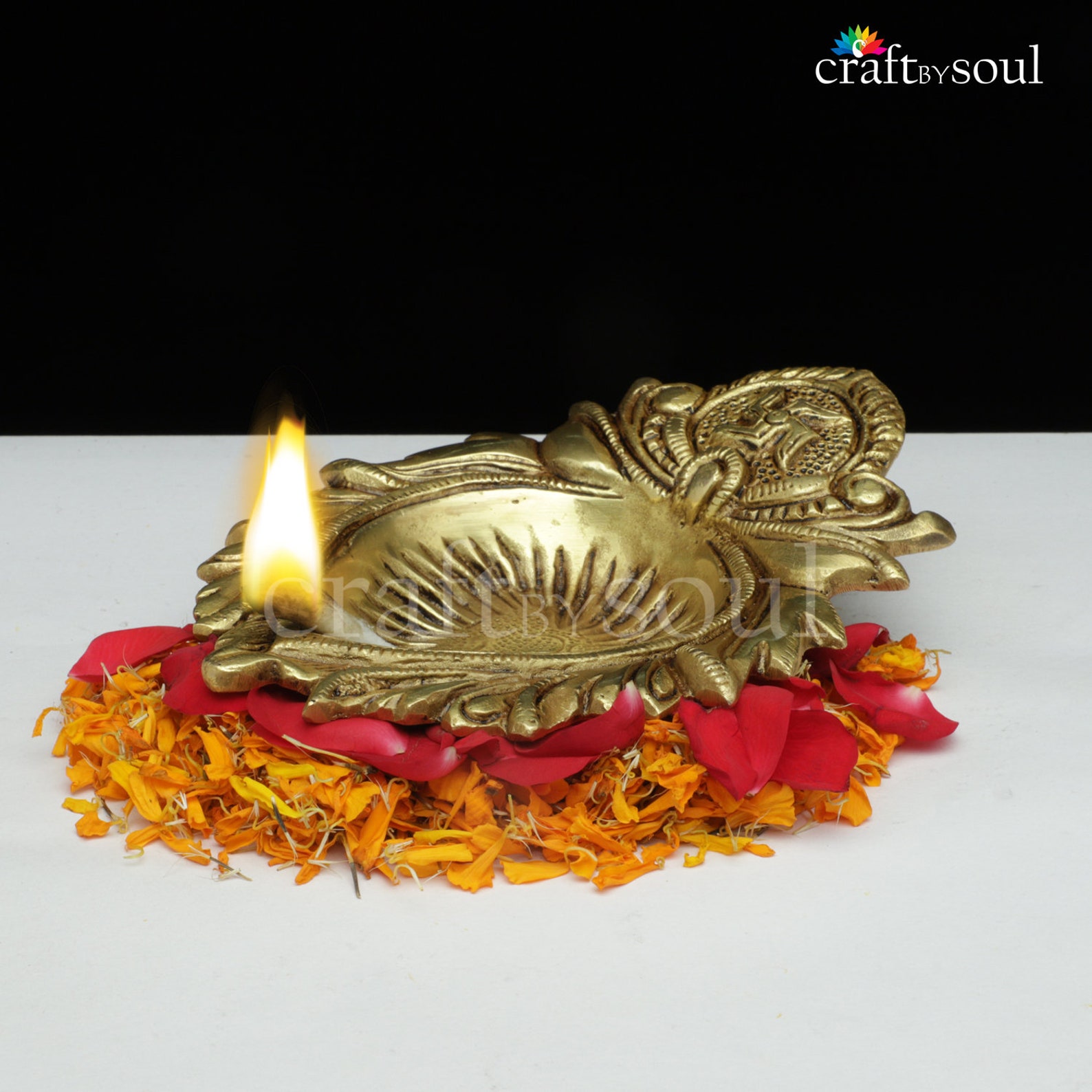Brass OM Diya, Home Temple Diya, Handmade Oil Lamp, Oil Dia, Indian ...