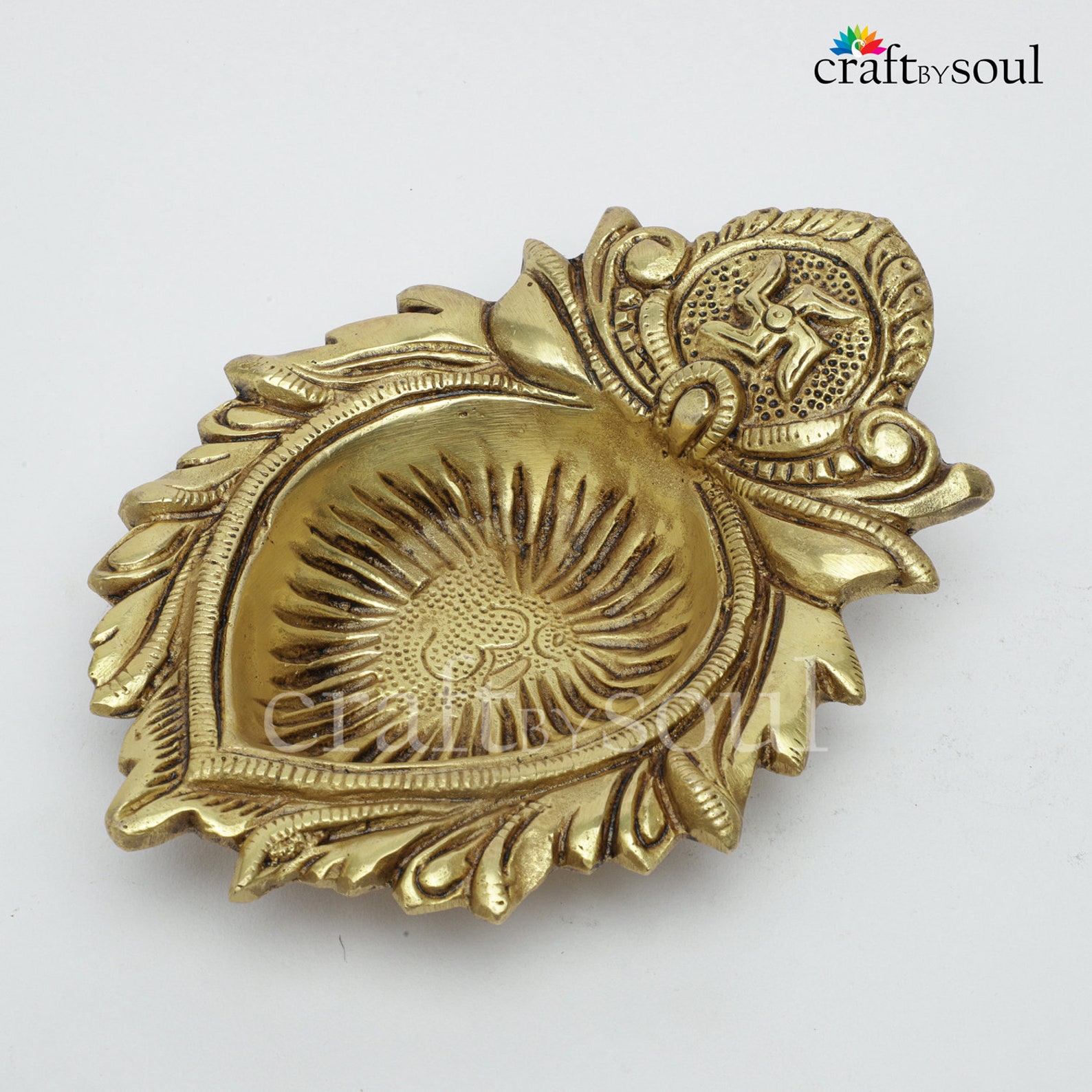 Brass OM Diya, Home Temple Diya, Handmade Oil Lamp, Oil Dia, Indian ...