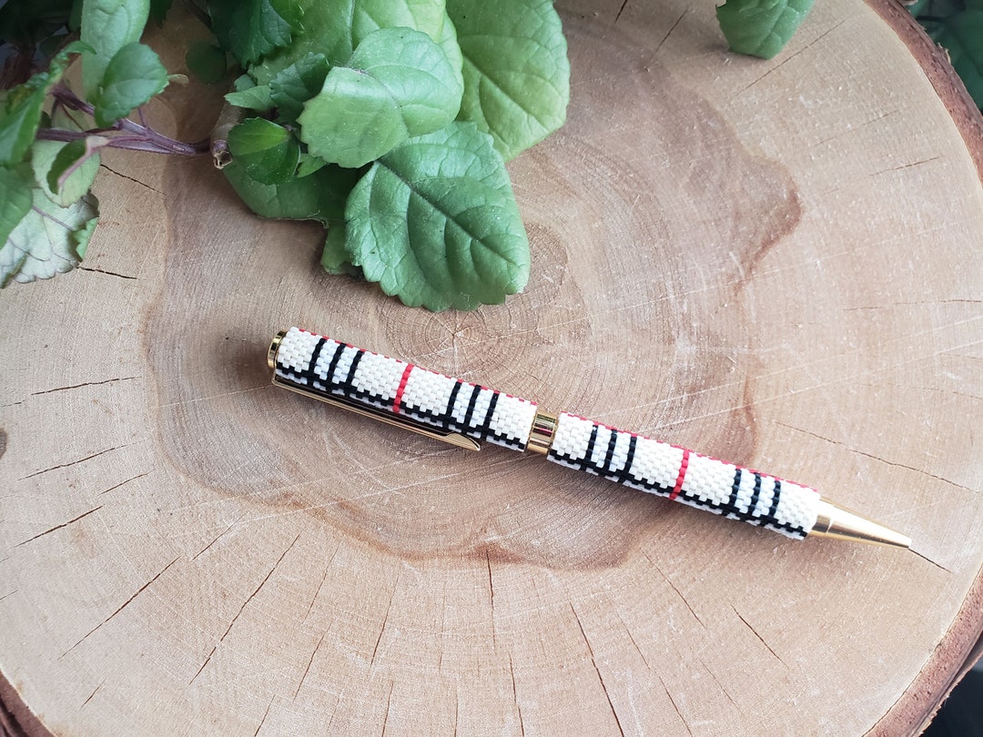 Beige, Black, White & Red Beaded Pen Pattern - Etsy