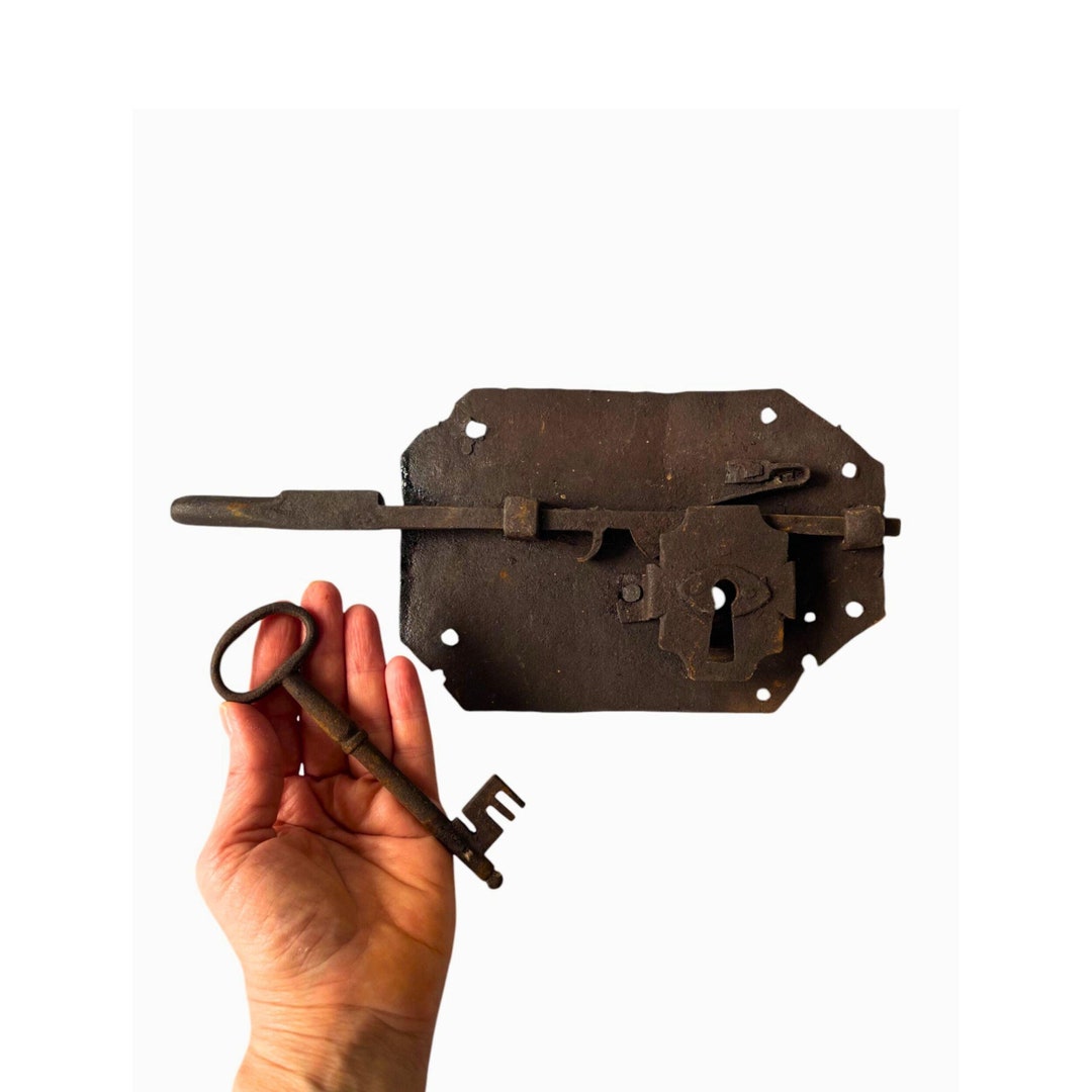 Antique Italian Wrought Large Lock and Key Working, Gothic Lock and ...