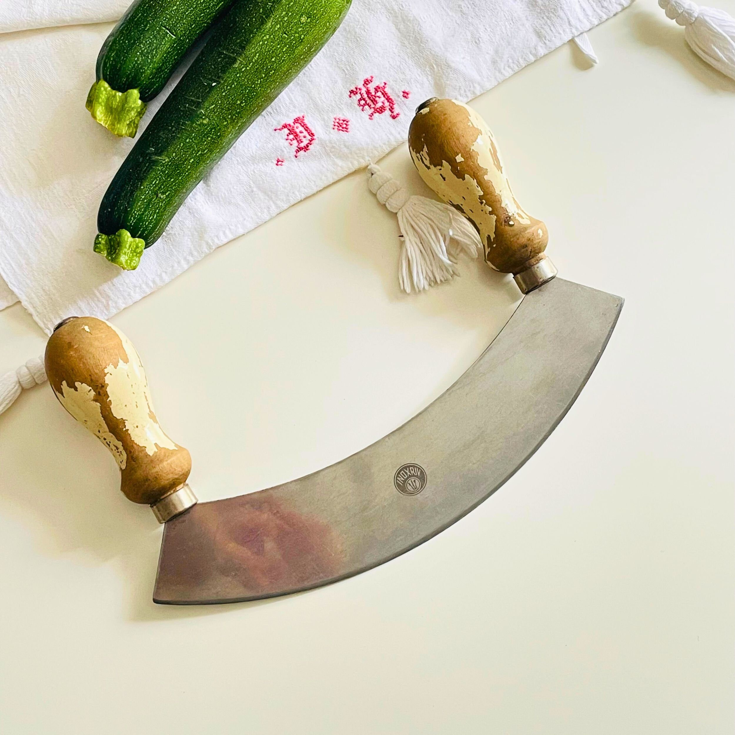Mezzaluna Blade