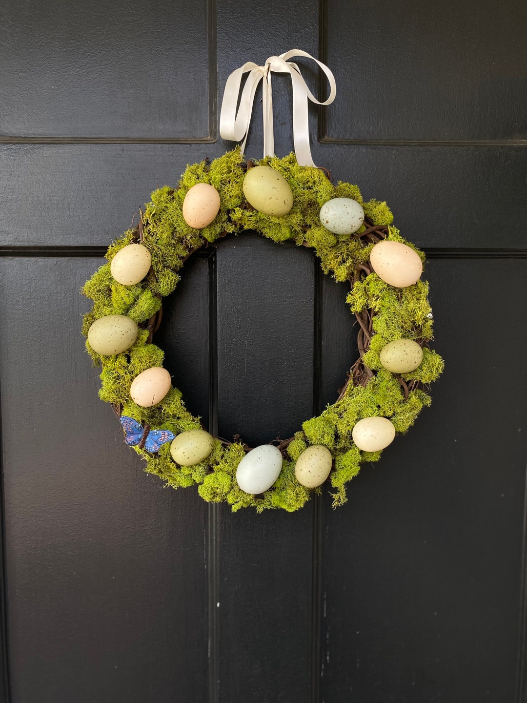 Rustic Modern Easter Wreath With Moss. Easter Egg Wreath for Front Door ...