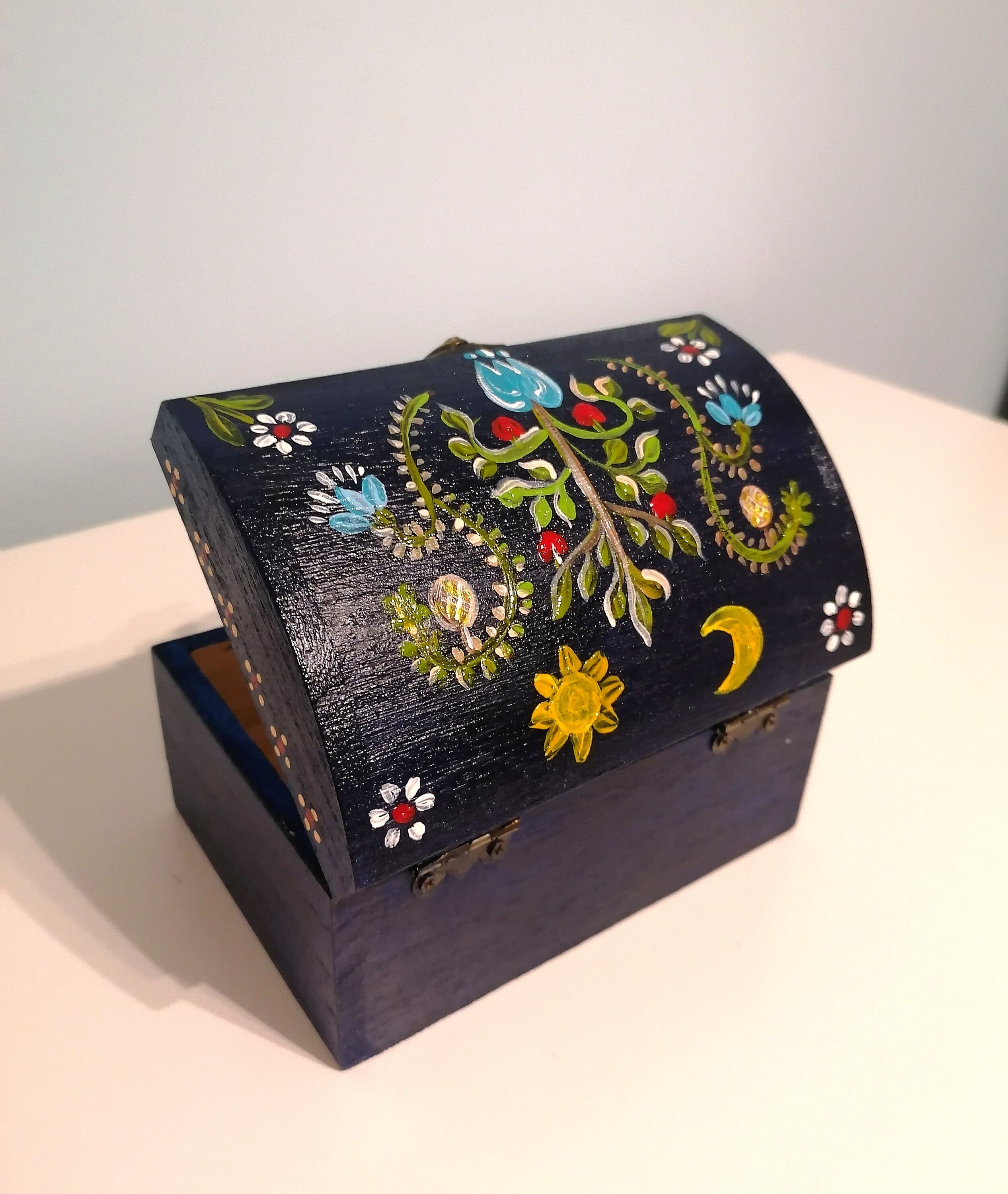 Eastern European Painted Wooden Box, Keepsake Memory Box, Wooden Memory ...