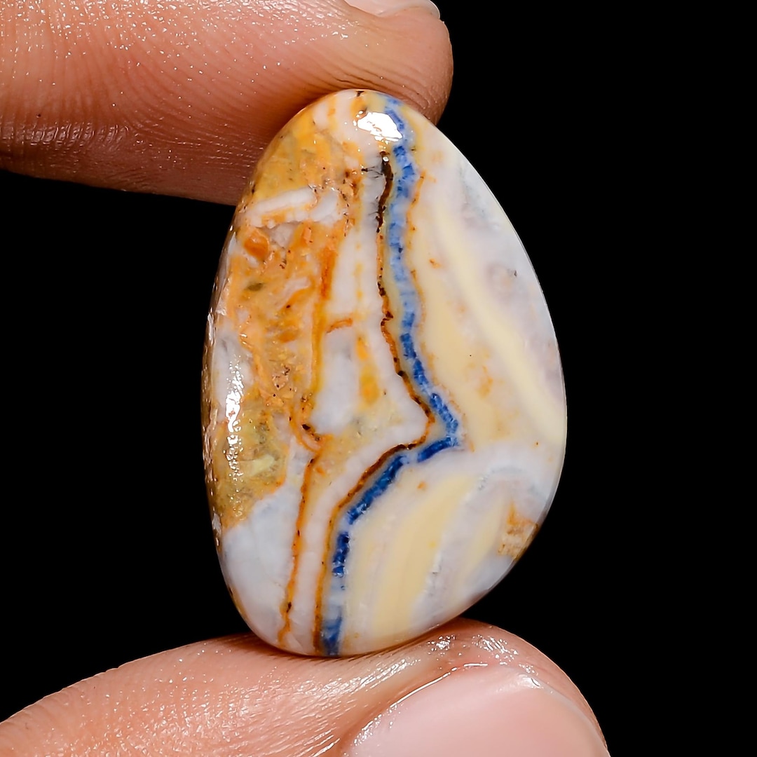 Natural Blue Scheelite Gemstone Fancy Shape Blue Scheelite Crystal ...