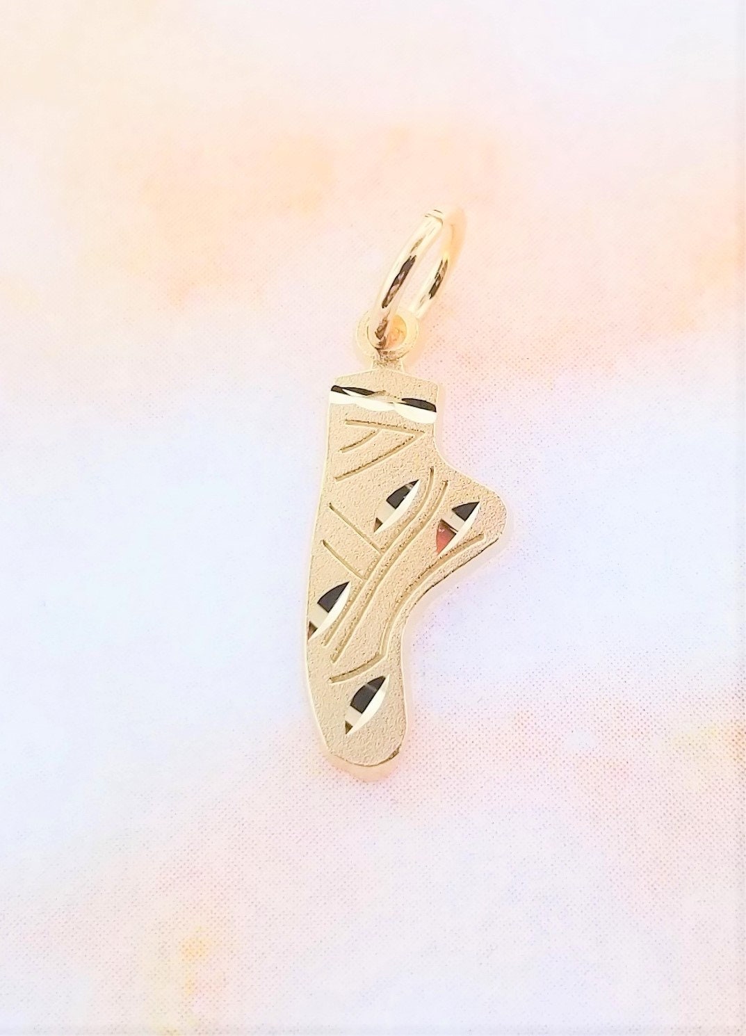 14k Yellow Gold Diamond Cut Ballet Slipper Charm - Etsy