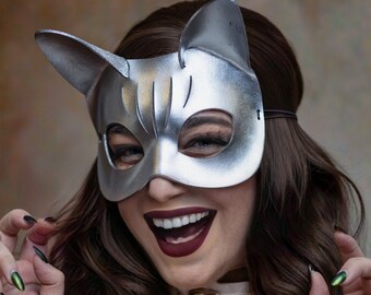 Roxy Leather Mask choose Color - Etsy