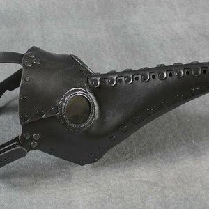 Schnabel Plague Doctor Mask in Leather - Etsy