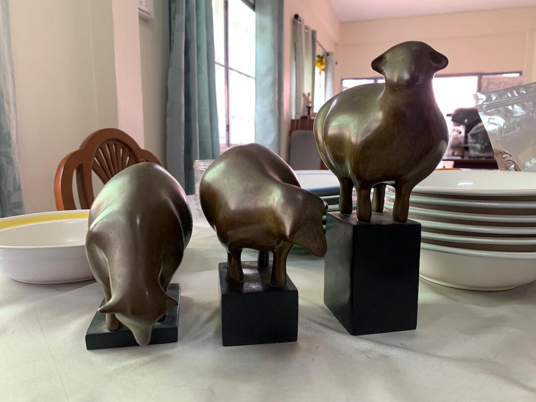 A Bronze Sheep Sculpture Made by the American Artist Peter Woytuk - Etsy