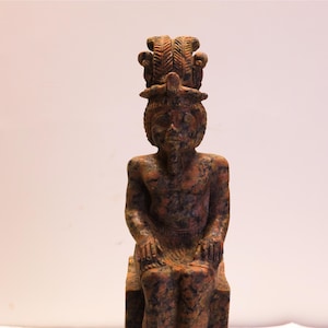 Queen Tiye Statue, Egyptian Queen Tiye, Egyptian Queen - Tiye ...