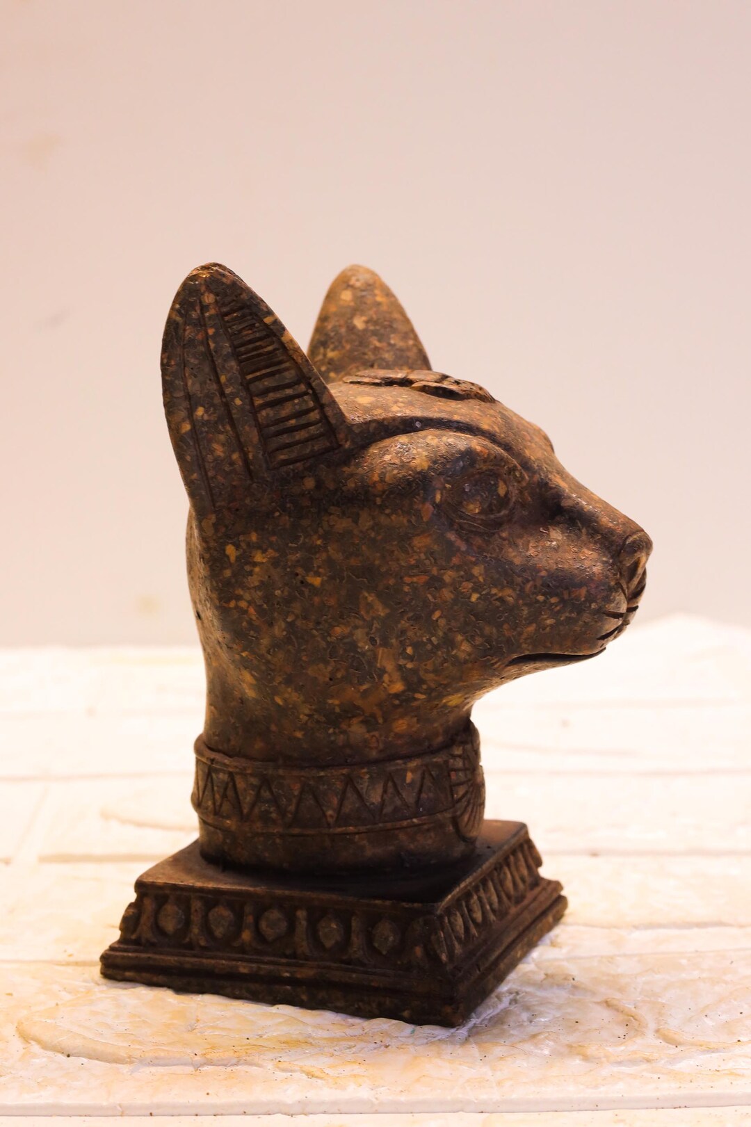 The Head of Ancient Egyptian Goddess Bastet, Ancient Egyptian Cat ...
