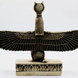 Isis Egypt Goddess, Isis Statue, Egyptian Goddess, Pagan Goddess, Egypt ...