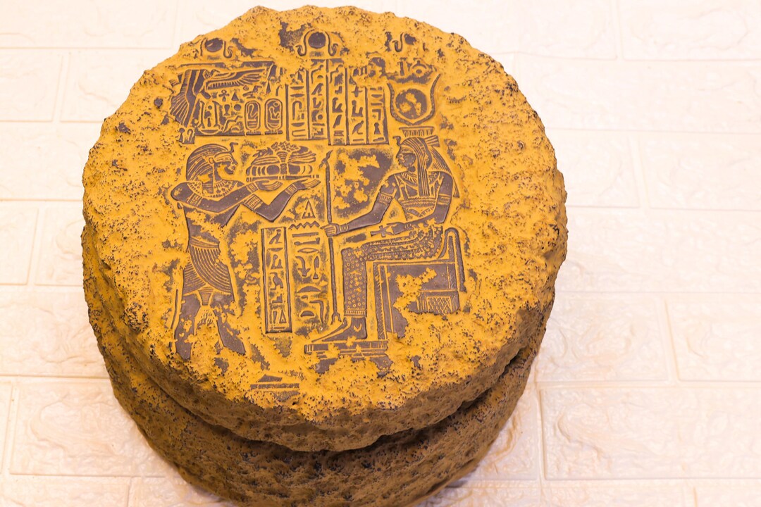 Handmade Tutankhamun Tomb With Wall Relief of ISIS Goddess and God ...