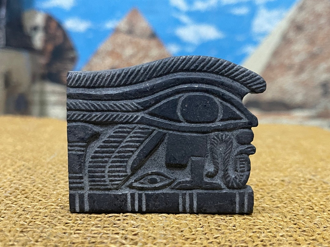 Mini - Eye of Ra, Eye of Ra Amulet, Eye of Ra With Cobra Carving - Made ...