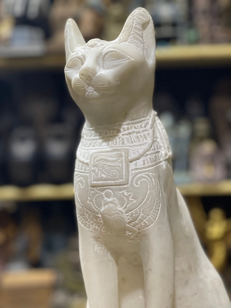 The Lord of Cats, Ancient Egyptian Goddess Bastet, Ancient Egyptian Cat ...