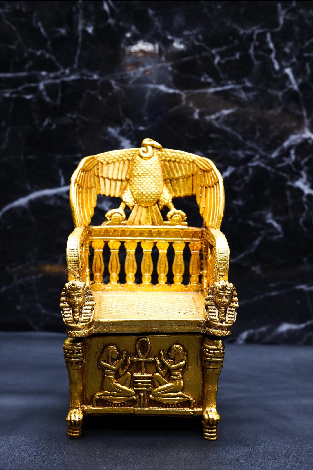 Golden King Tutankhamun's Throne With the King's Head - Replica ...