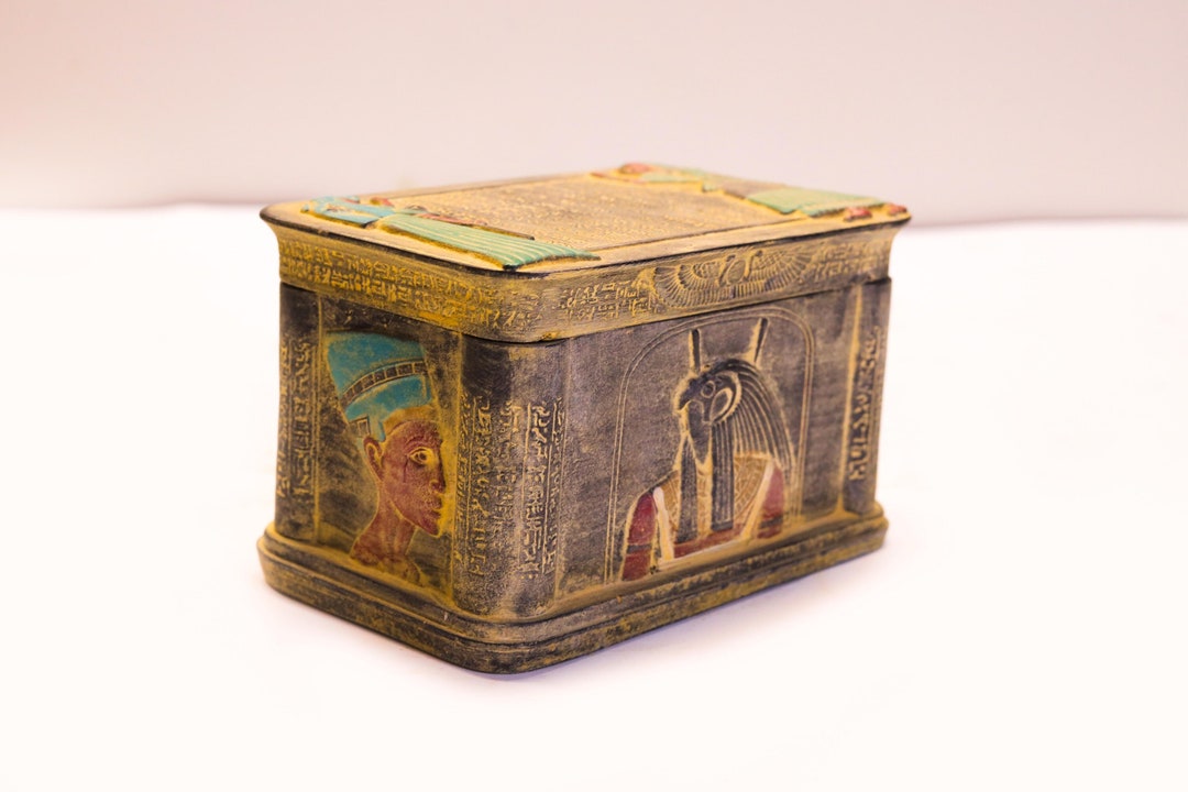 Beautiful Pharaonic Jewelry Box With Queen Nefertiti and Egyptian God ...